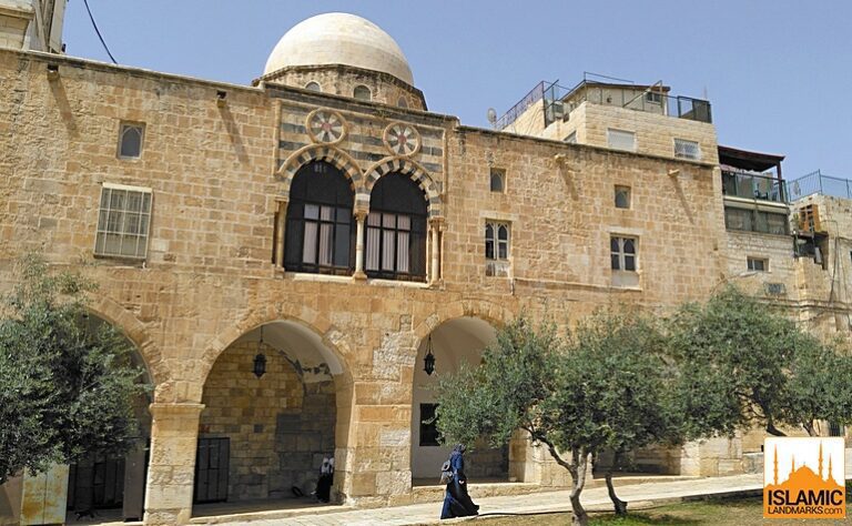 Madressa al-Manjakiyah - IslamicLandmarks.com