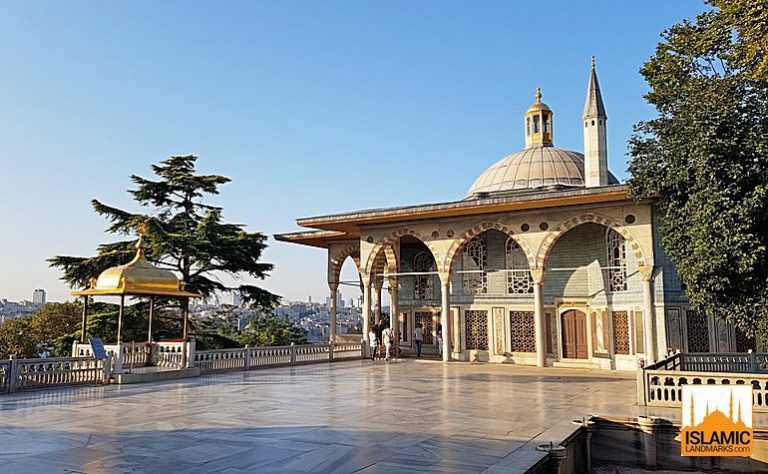 Topkapi Palace - IslamicLandmarks.com
