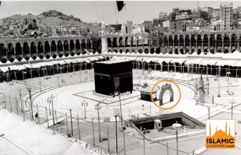 Bani Shaybah Gate - IslamicLandmarks.com
