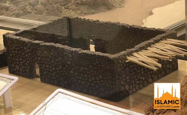 The Ka'bah - The House of Allah - IslamicLandmarks.com