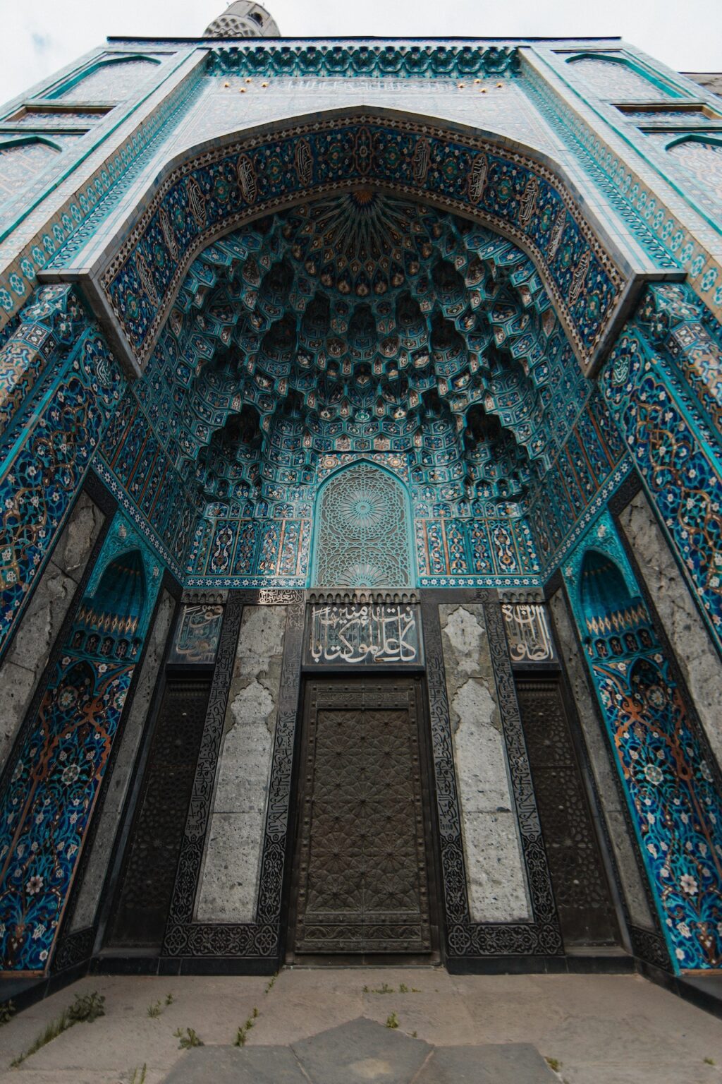 Kul Sharif Mosque | History, Interior, Architecture, Facts and More ...