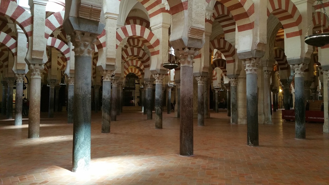 15 Beautiful Islamic Historical Places in Spain Muslims Must Visit ...